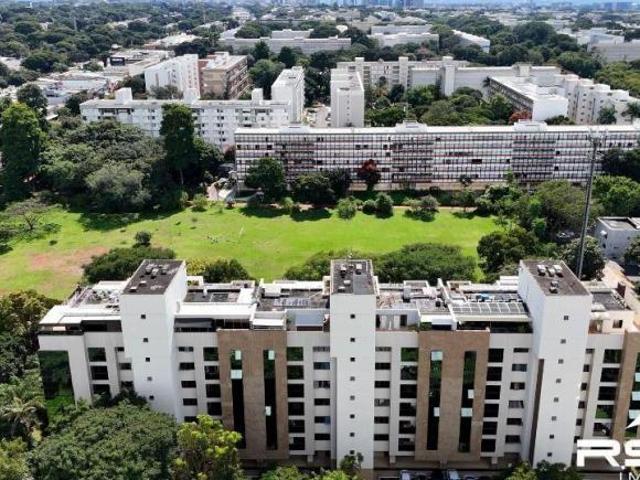 São 404m² de área útil na SQS 310