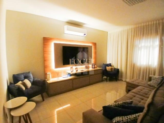 São Pedro/JF – Casa 3/4 com Suíte, área externa de 48m² e aquecimento solar – 4 vagas