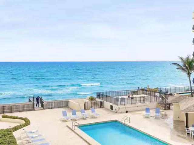 S Ocean Boulevard, South Palm Beach, FL 33480