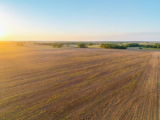 S Olcott Rd, Reno, KS 67583