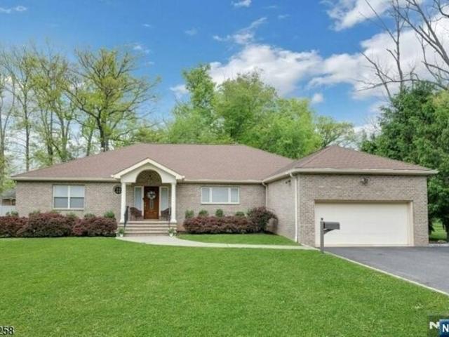 S Orange Ave, Livingston, Home For Sale