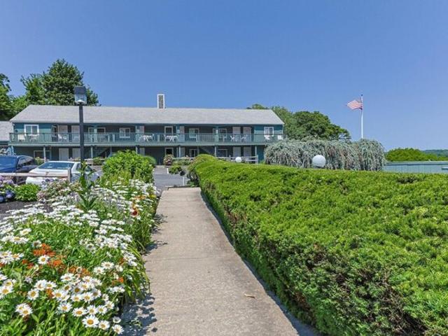S Orleans Rd, Orleans, Condo For Sale
