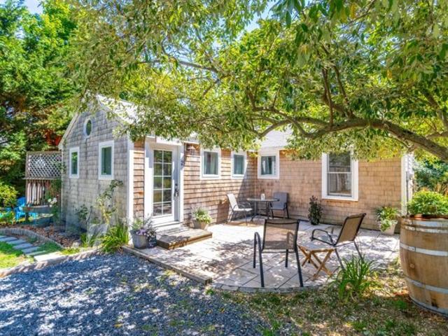 S Orleans Rd Unit,orleans, Condo For Sale