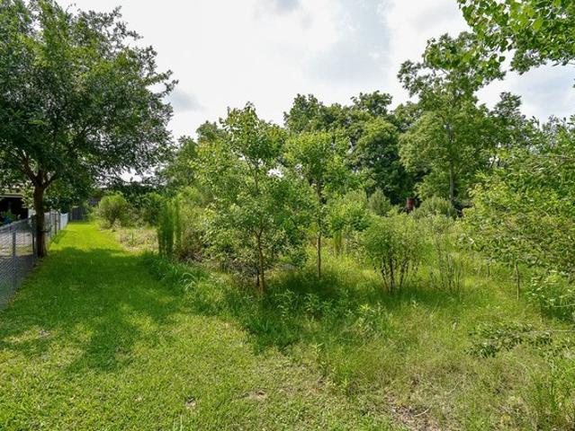 S Avenue D, Humble, TX 77338
