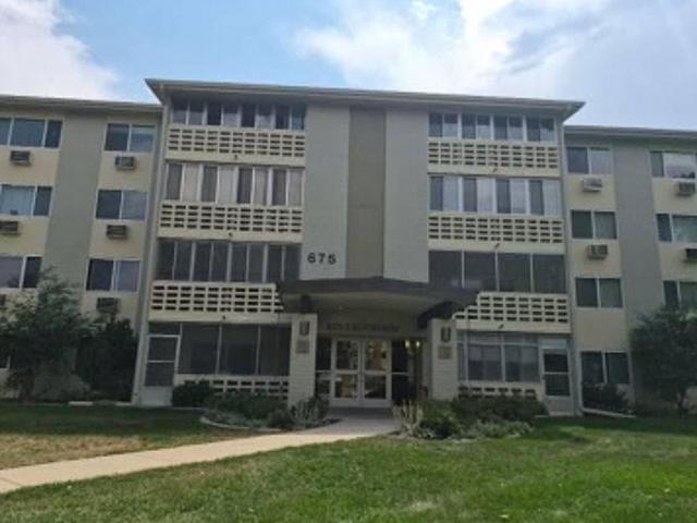 S. Alton Way 10 A