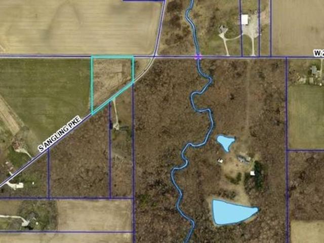 S Angling Pike, Hartford City, IN 47348
