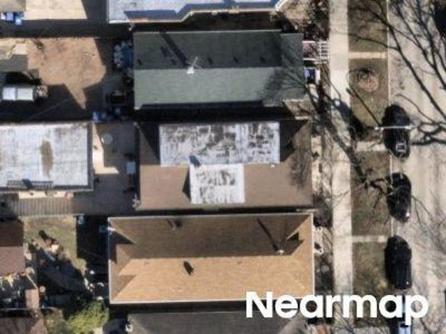 S Artesian Ave