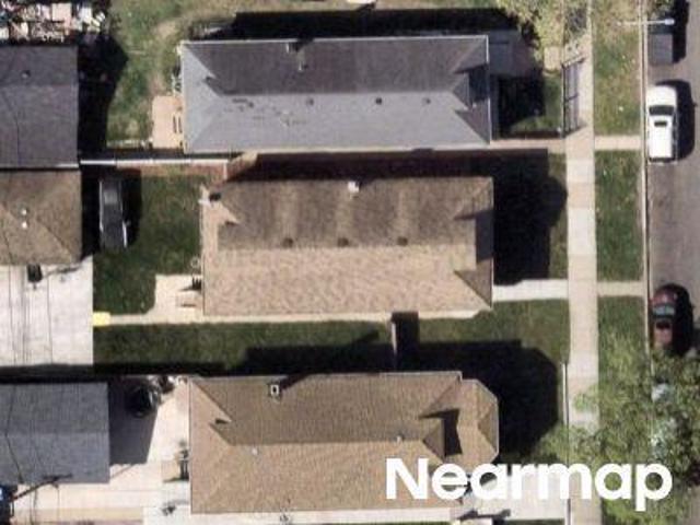 S Artesian Ave