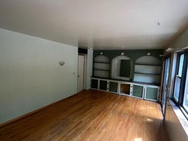 S Aspen Rd, Middletown, Condo For Sale