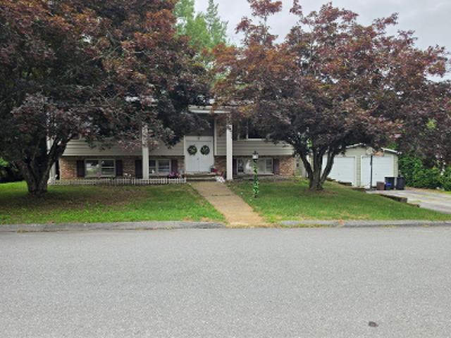 S Bennett Dr