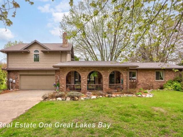 S Brennan Rd, Hemlock, Home For Sale