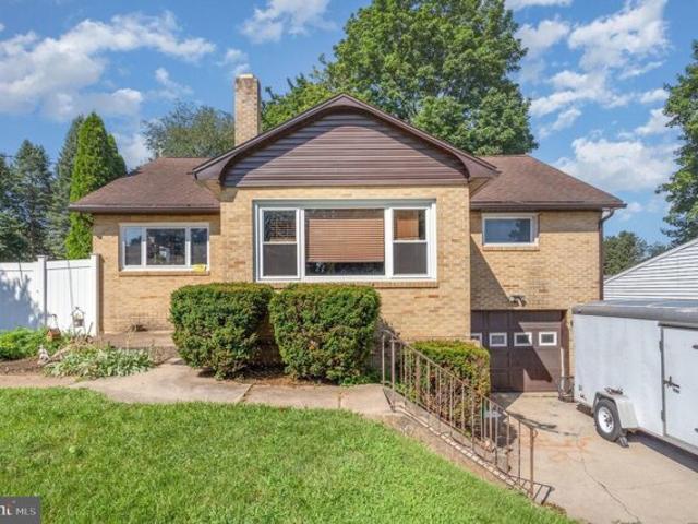 S Broad St, Mechanicsburg, Home For Sale