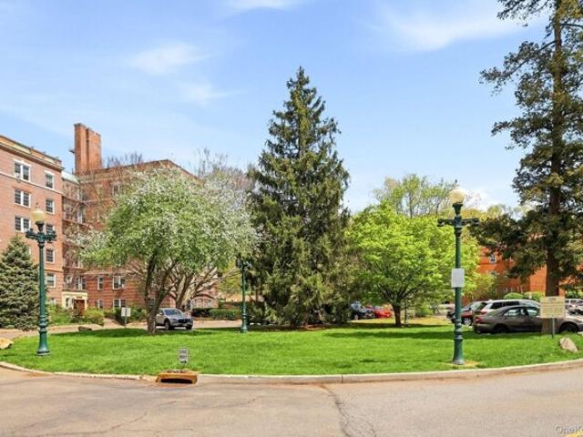 S Broadway Apt D, Tarrytown, Property For Sale