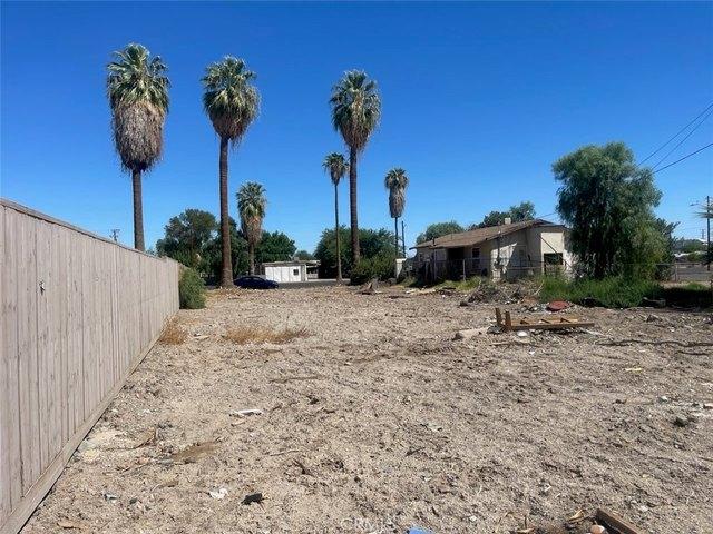 S Broadway, Blythe, CA 92225