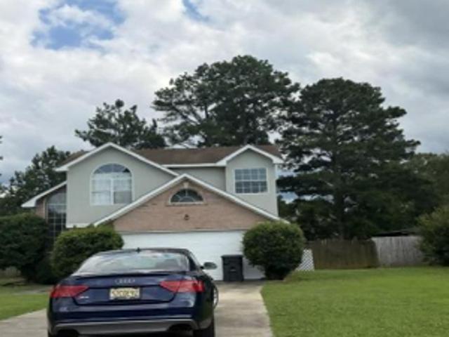 S Brownstone Ct SW
