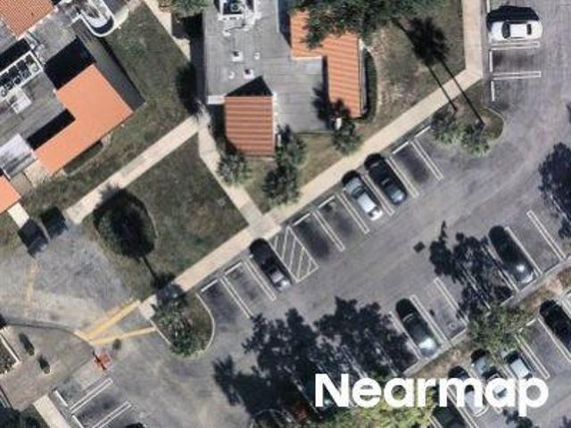 S Cypress Bend Dr Apt 403d