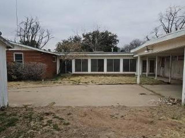 S Calvin Ave