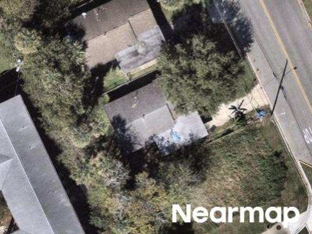 S Caroline St