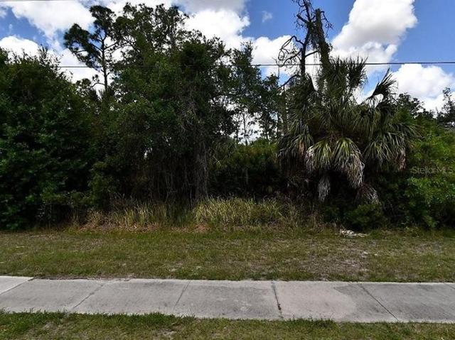 S Chamberlain Blvd, North Port, FL 34286