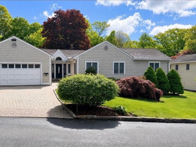 S Chelsea Rd, White Plains, Home For Sale