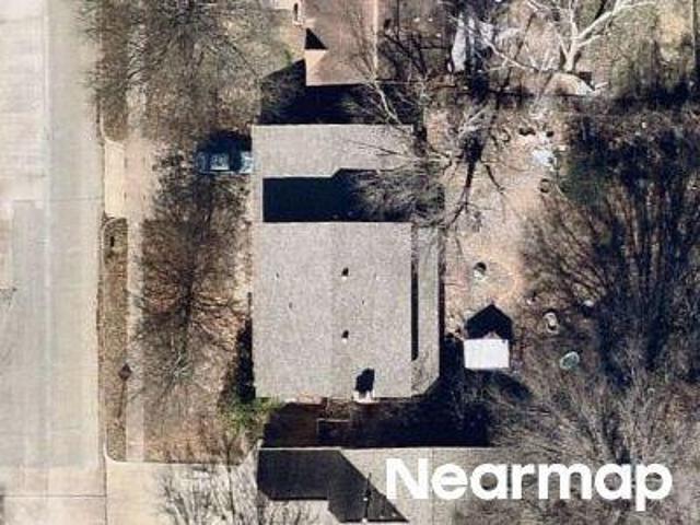 S Chestnut Ave