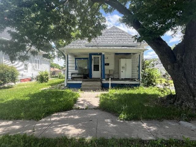 S Chicago Ave