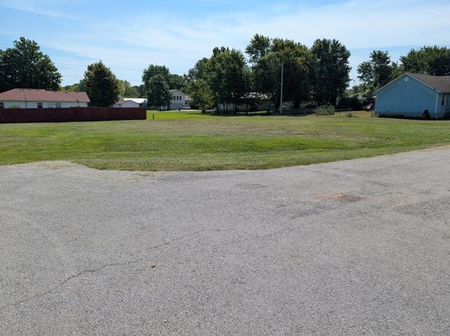 S Chustnut St, Buffalo, MO 65622