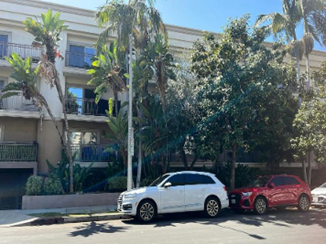 S Clark Dr Apt 111