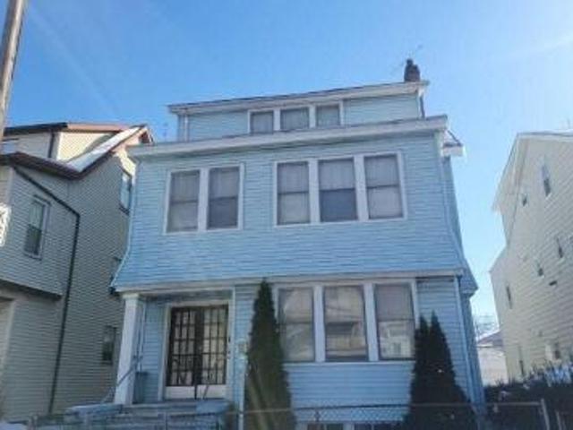 S Clinton St