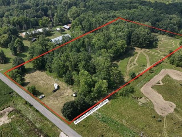 S Corey Rd, Williamston, MI 48895