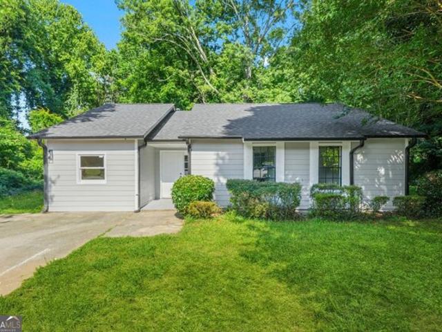 S Creek Ct, Stone Mountain, Home For Sale