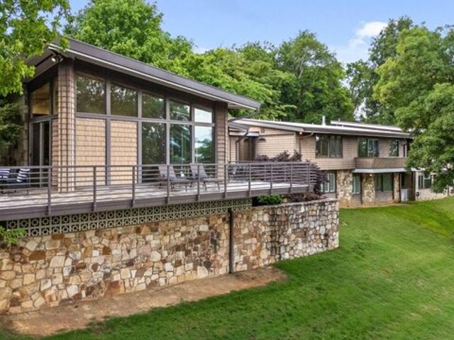 S Crest Rd, Chattanooga, Home For Sale