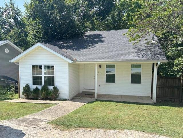 S Cresent St, Rogers, Home For Sale