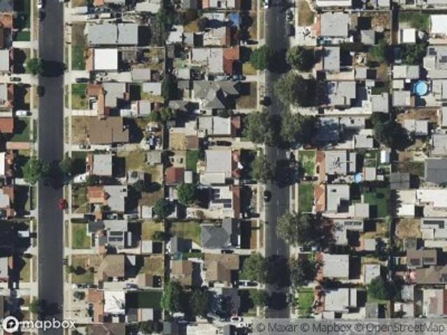 S Denker Ave