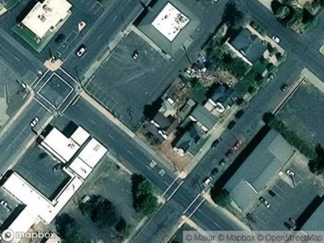 S Division St