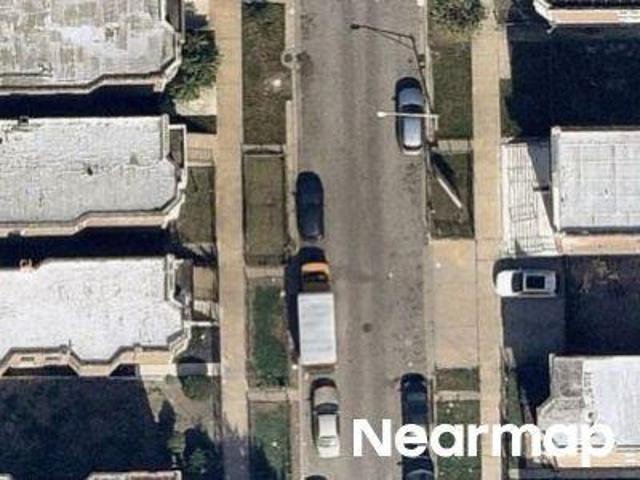 S Drake Ave