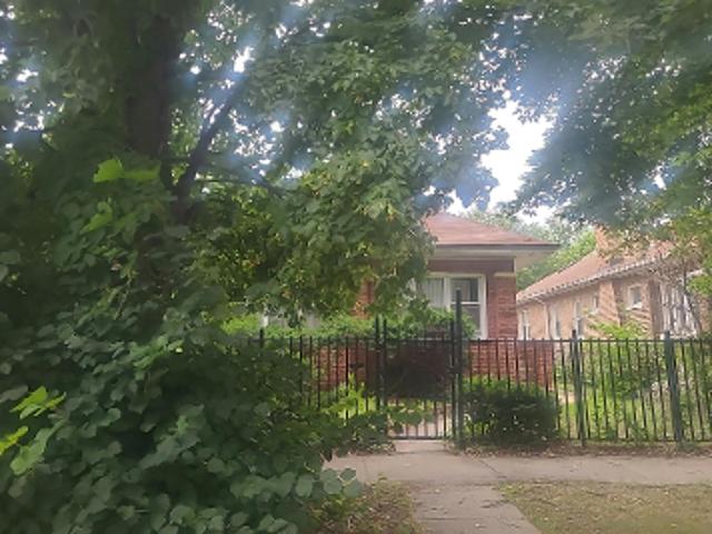 S East End Ave