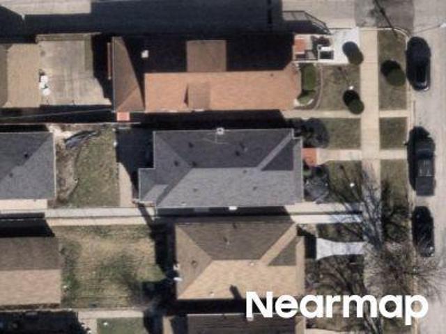 S Eberhart Ave