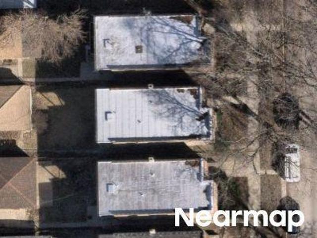 S Eberhart Ave