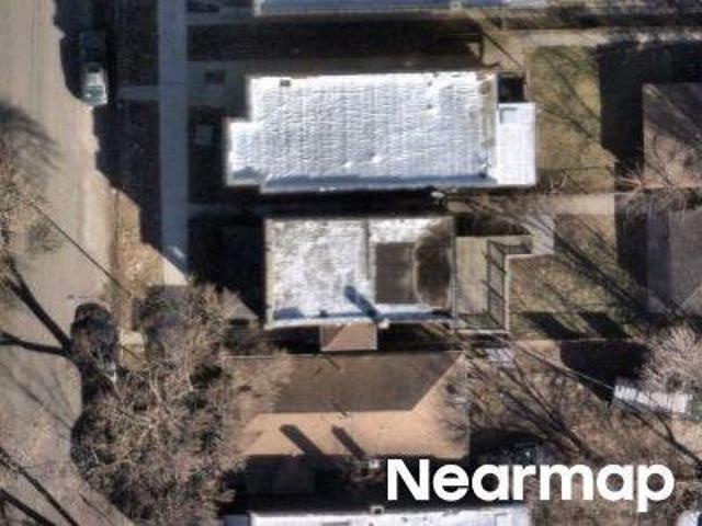 S Eberhart Ave