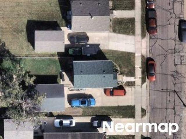 S Elmwood Ave