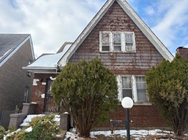 S Emerald Ave