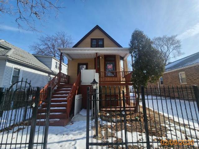 S Essex Ave