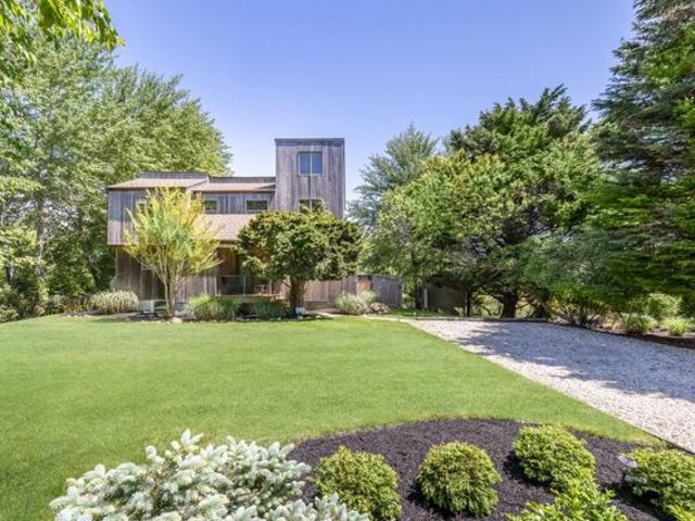 S Fairview Ave, Montauk, Home For Sale