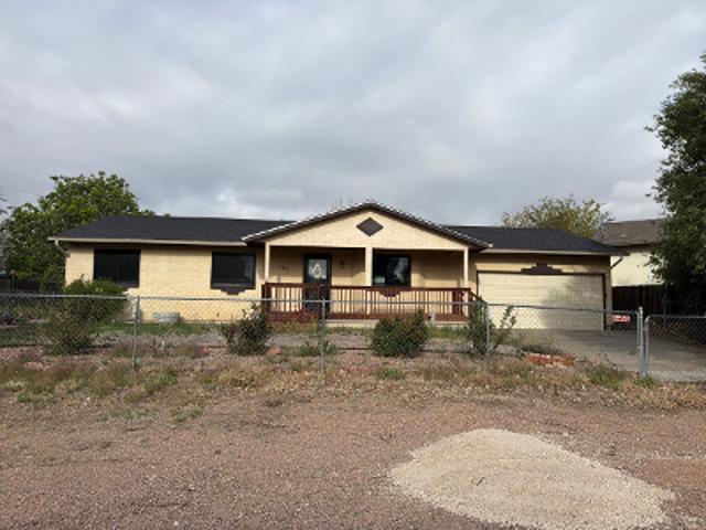 S Falcon Dr