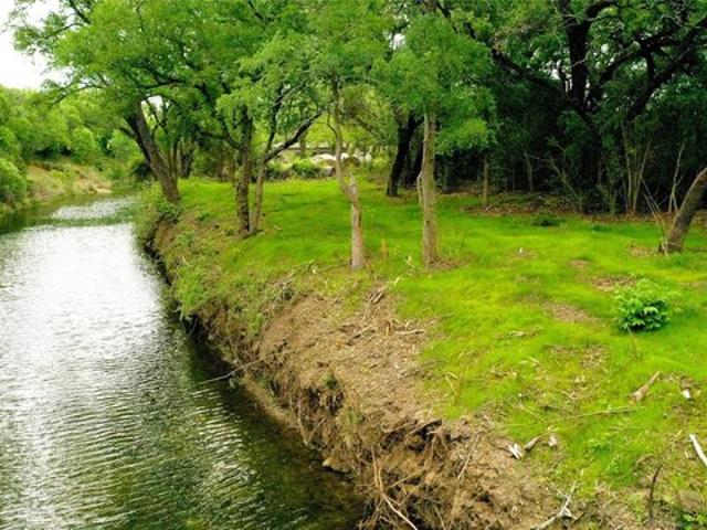 S Fm 1174, Bertram, TX 78605