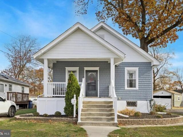 S Forklanding Rd, Maple Shade, Home For Sale