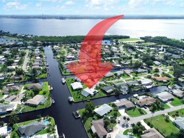 S Gulf Cir, North Fort Myers, Home For Sale