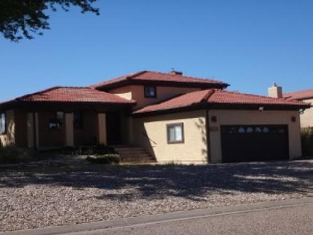 S Glenrose Dr