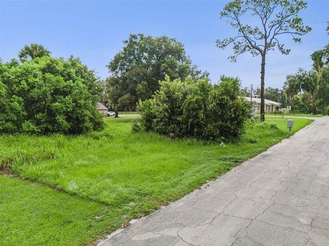 S Goodwin St, Lake Helen, FL 32744